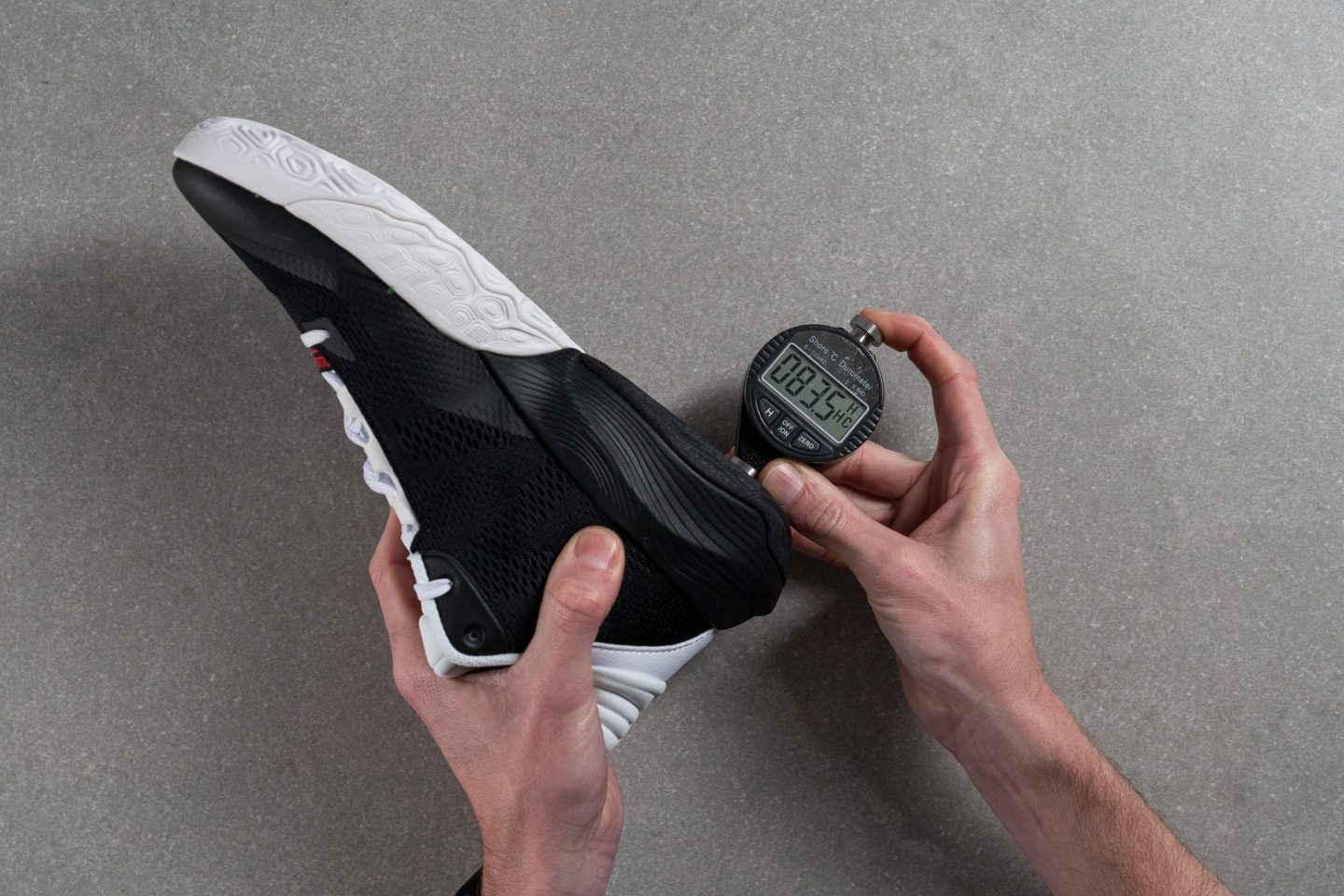 Cut in half: New Balance TWO WXY V4 Review | RunRepeat