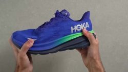 Cut in half: Hoka Clifton 9 GTX Review | RunRepeat