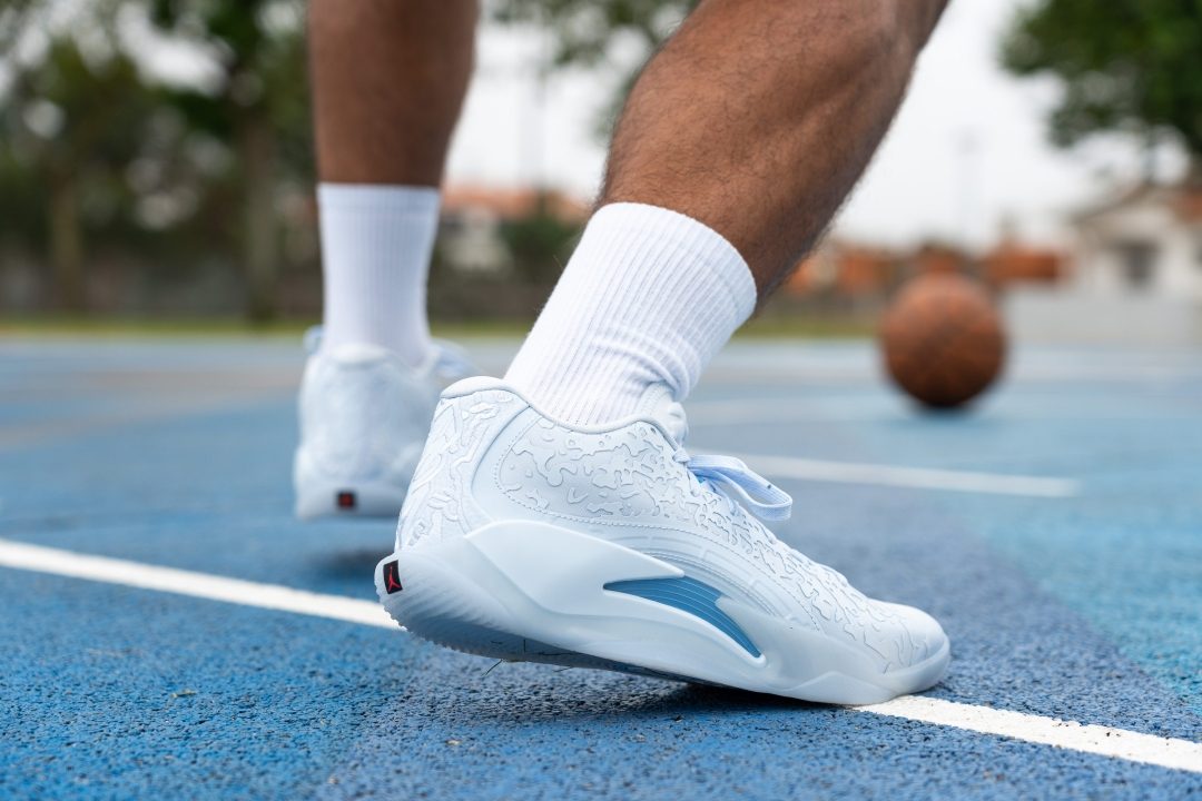 Cortadas por la mitad: Análisis y review de las Jordan Zion 3 (2024 ...