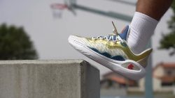 Cut in half: Under Armour Curry 11 Review | RunRepeat