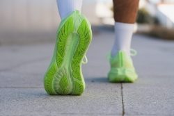 7 Best Running Shoes For Underpronation in 2024 | RunRepeat