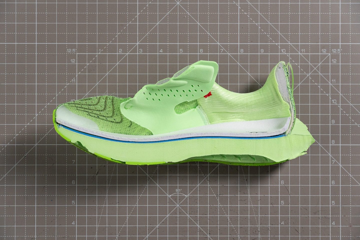 Cut in half: ASICS Novablast 4 Review | RunRepeat