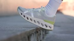 Cut in half: On Cloudeclipse Review | RunRepeat