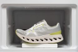 Cut in half: On Cloudeclipse Review | RunRepeat