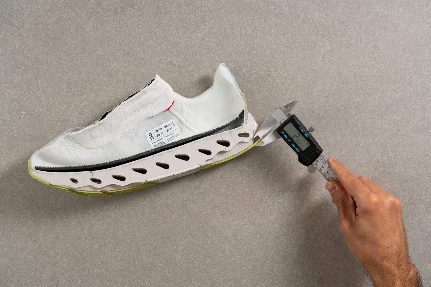 Cut in half: On Cloudeclipse Review (2023) | RunRepeat