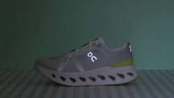 Cut in half: On Cloudeclipse Review | RunRepeat