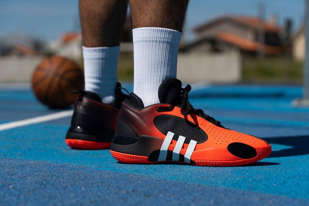 Cut in half: Adidas D.O.N. Issue #5 Review | RunRepeat