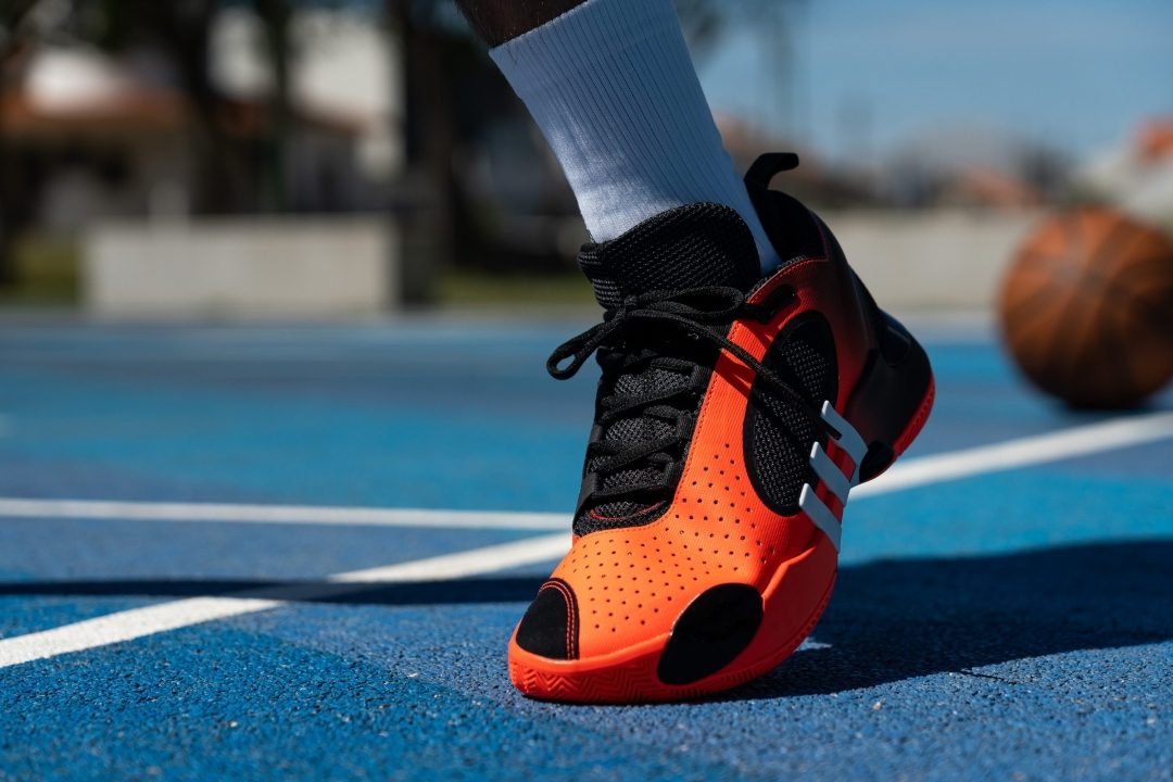 Cut in half: Adidas D.O.N. Issue #5 Review | RunRepeat