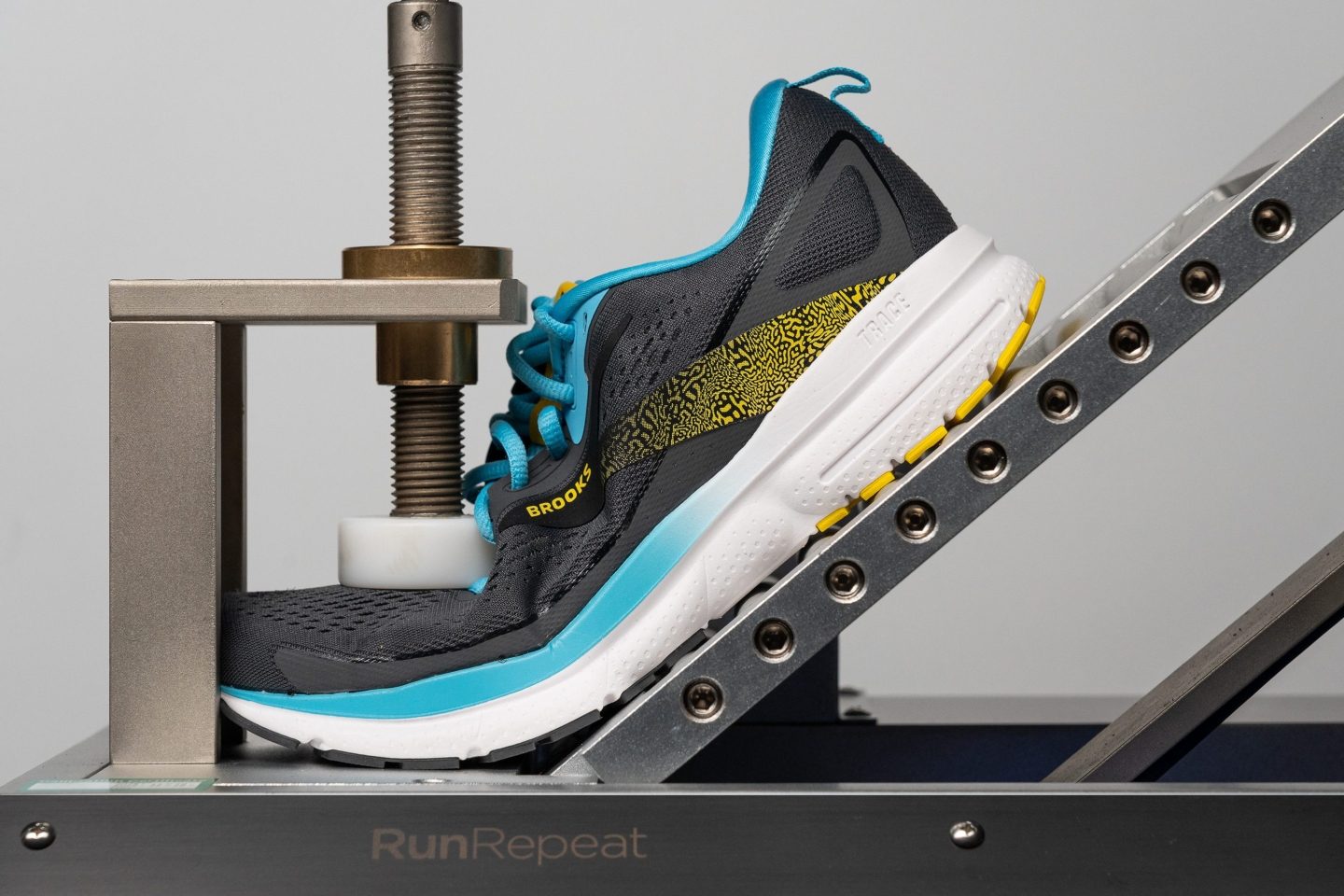 Cut in half: Brooks Trace 3 Review (2024) | RunRepeat