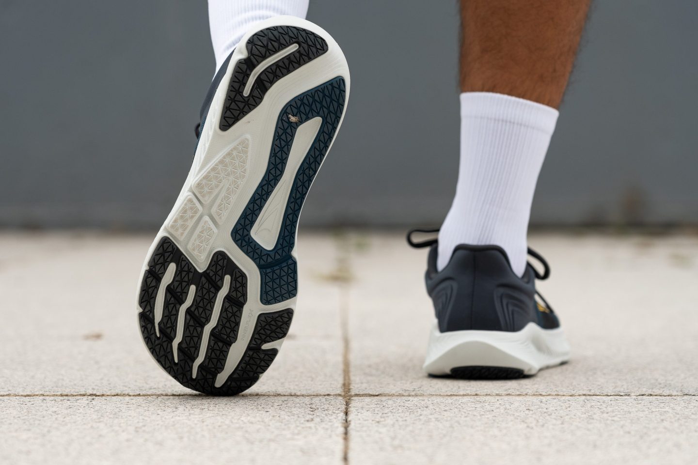 Cut in half: Altra Provision 8 Review (2024) | RunRepeat