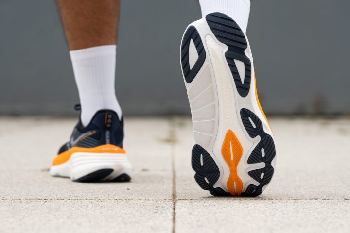 Cut in half: Saucony Hurricane 24 Review (2024) | RunRepeat