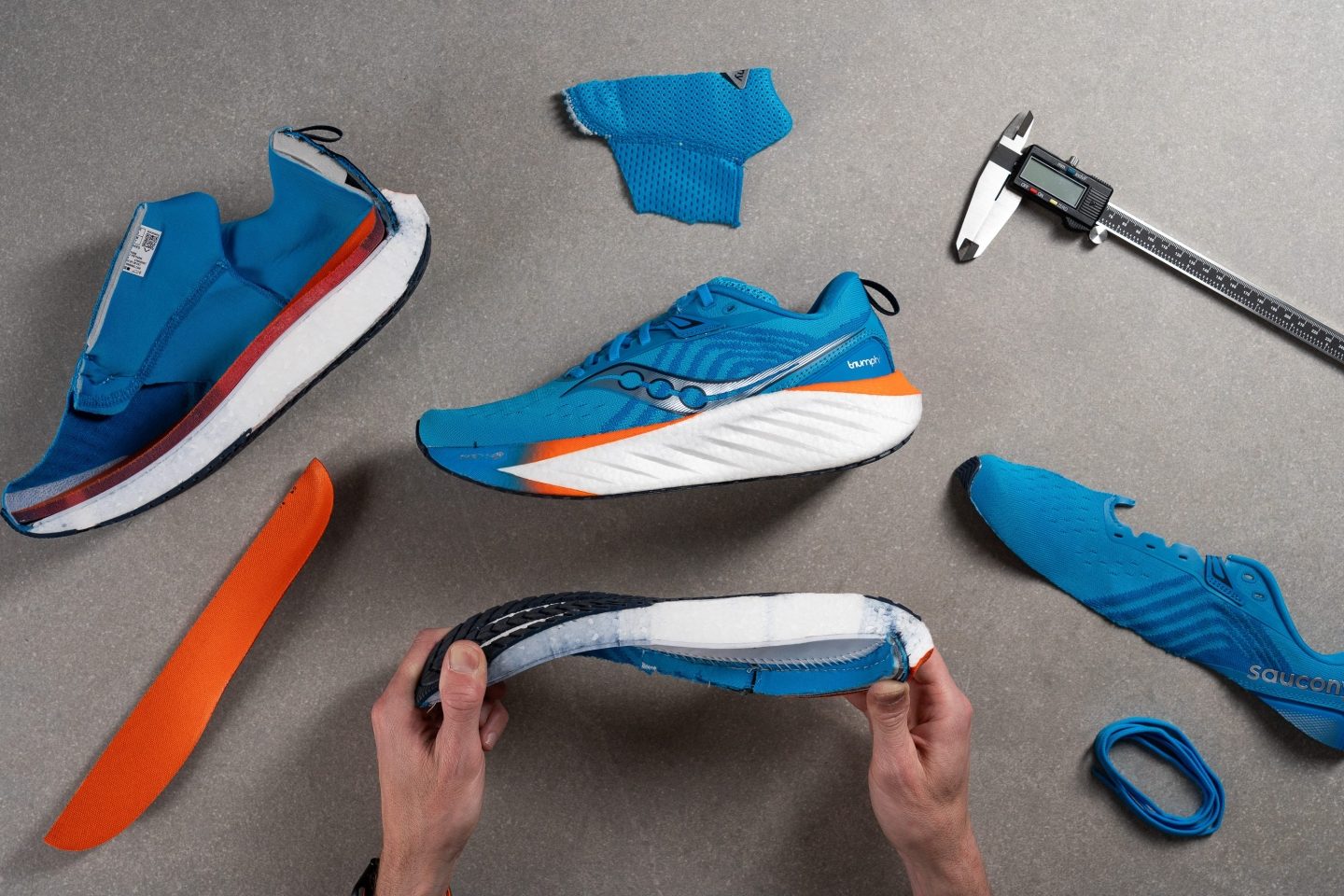 Cut in half: Saucony Triumph 22 Review (2024) | RunRepeat