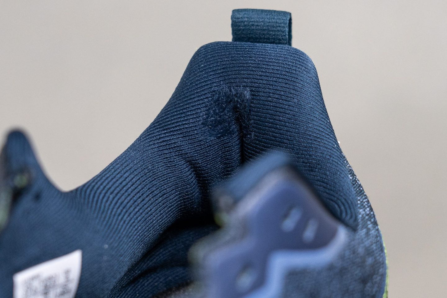 Cut in half: ASICS Dynablast 4 Review (2024) | RunRepeat