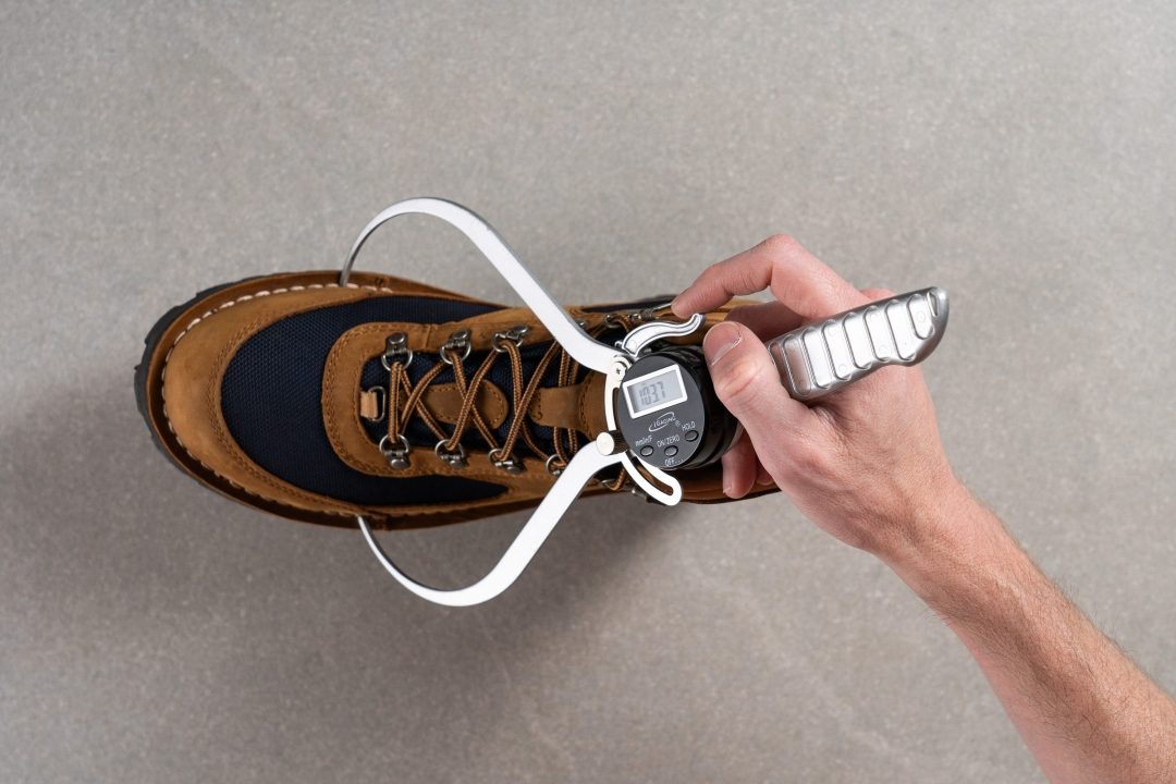 Cut in half: Danner Cascade Crest Review | RunRepeat