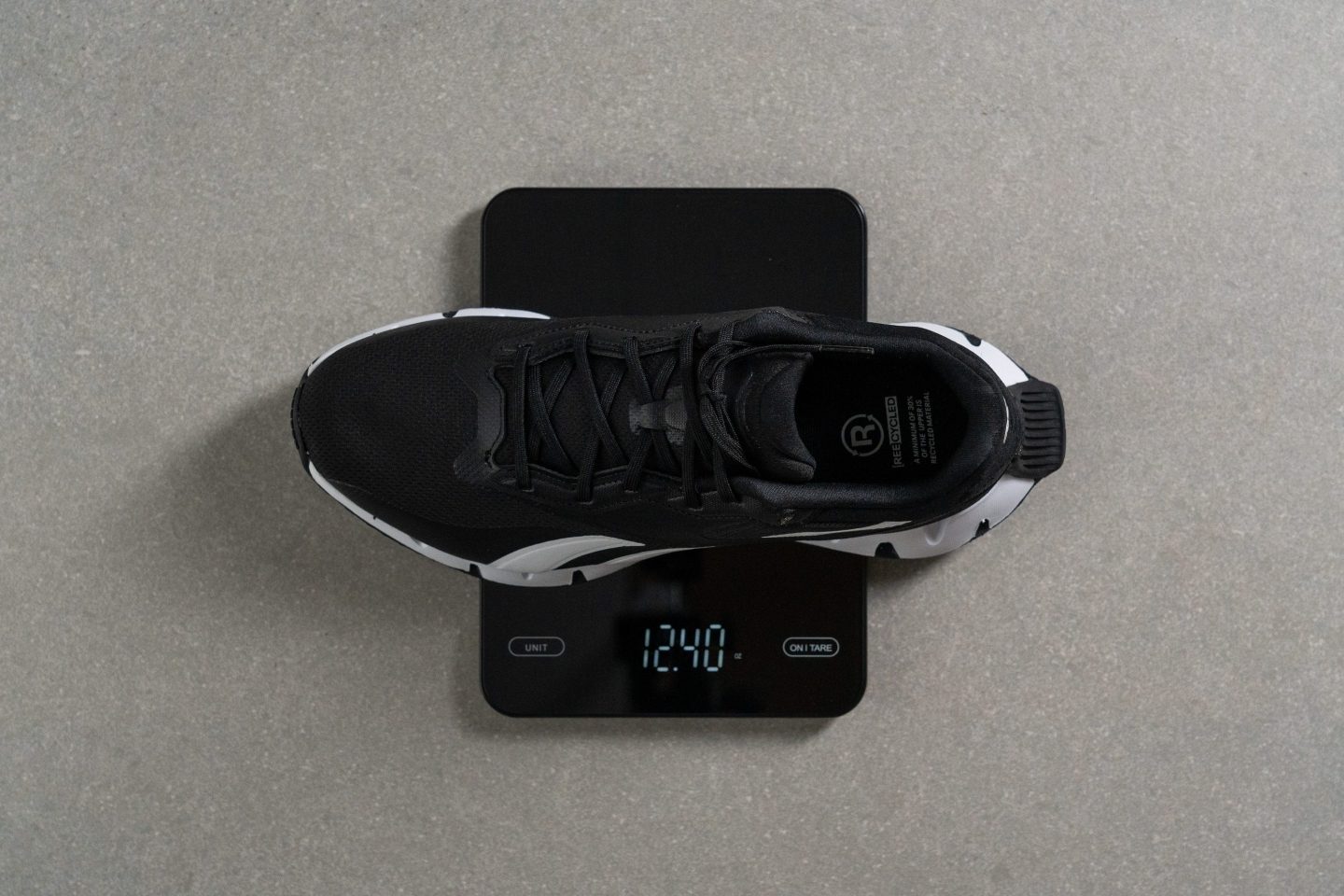 Cut in half: Reebok Zig Dynamica 4 Review (2024) | RunRepeat