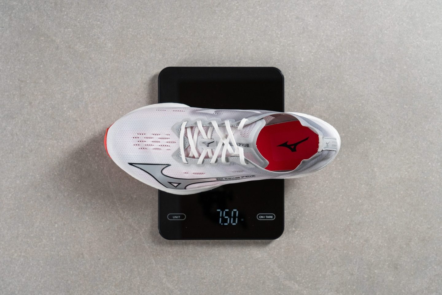 Cut in half: Mizuno Wave Rebellion Pro 2 Review (2024) | RunRepeat