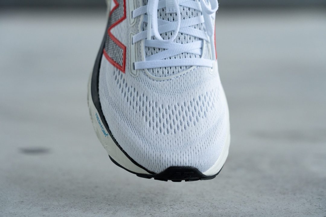 Cut in half: New Balance Fresh Foam X 880 v14 Review (2024) | RunRepeat