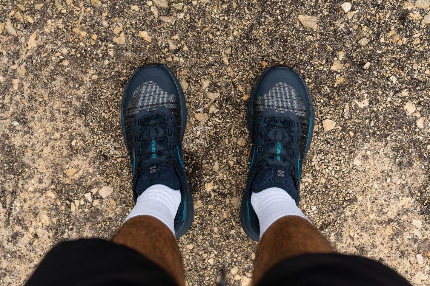 Cut in half: Salomon Genesis Review (2024) | RunRepeat