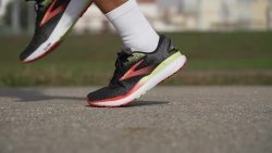 7 Best Running Shoes For Beginners in 2025 | RunRepeat
