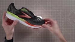 7 Best Running Shoes For Orthotics in 2025 | RunRepeat
