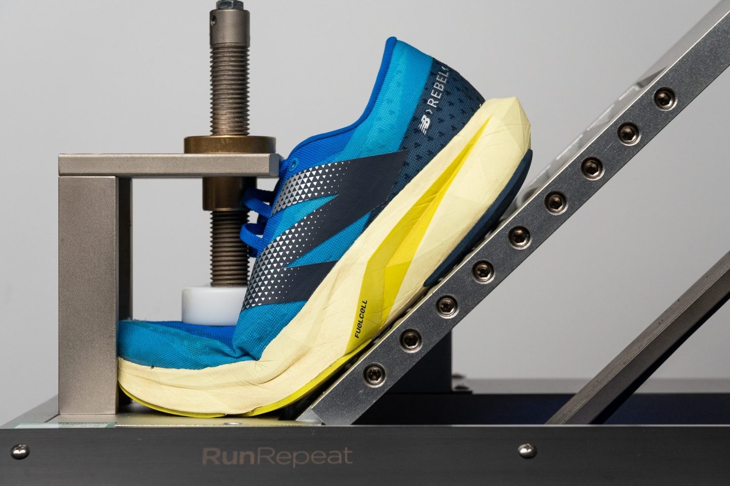 Cut in half: New Balance FuelCell Rebel v4 Review | RunRepeat