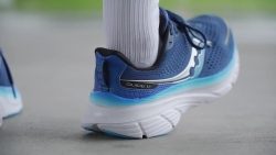 7 Best Running Shoes For Overpronation in 2024 | RunRepeat