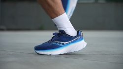 7 Best Running Shoes For Overpronation in 2024 | RunRepeat