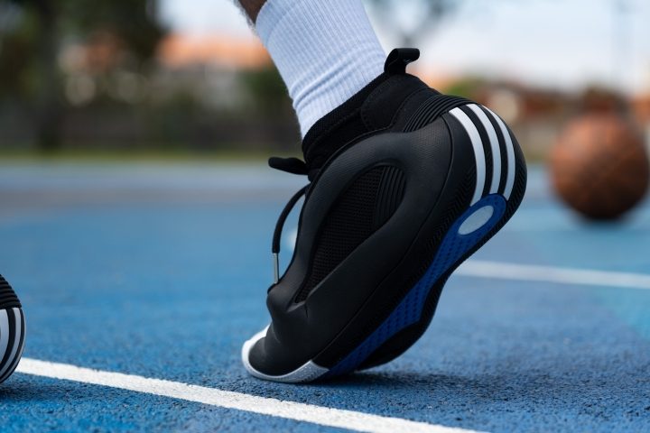 Cut in half: Adidas Harden Vol. 8 Review | RunRepeat