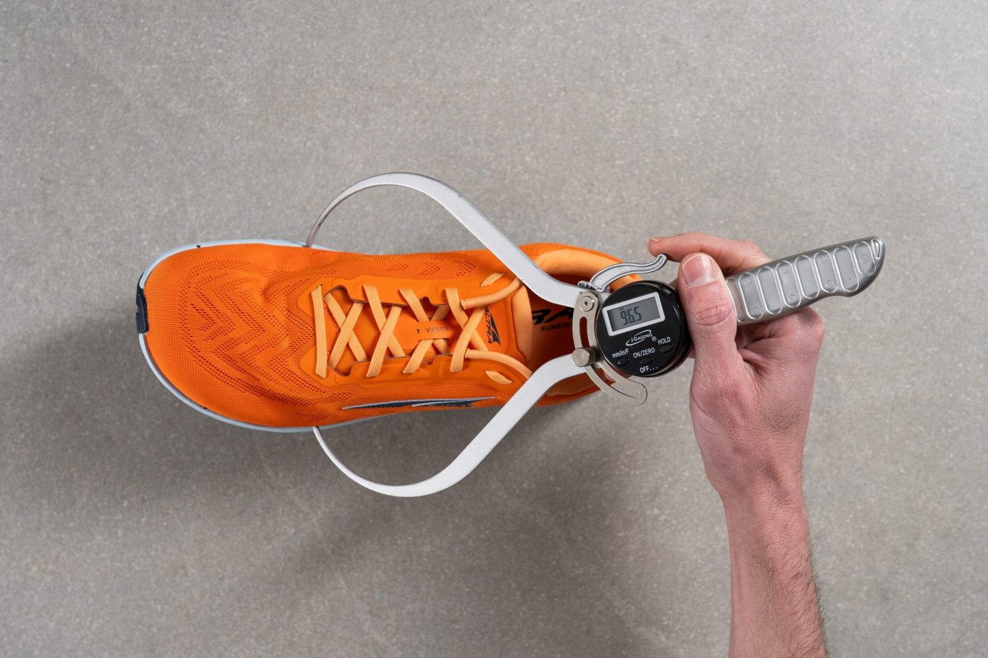 Cut in half: Altra Rivera 4 Review (2024) | RunRepeat