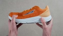 Cut in half: Altra Rivera 4 Review (2024) | RunRepeat