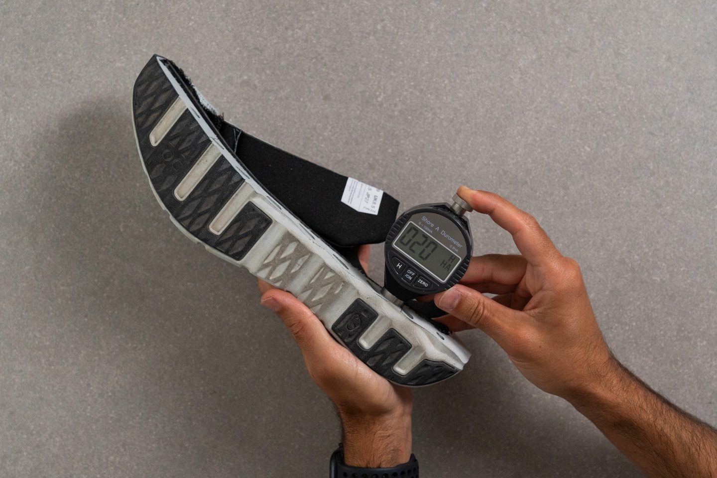 Cut in half: On Cloudtilt Review | RunRepeat