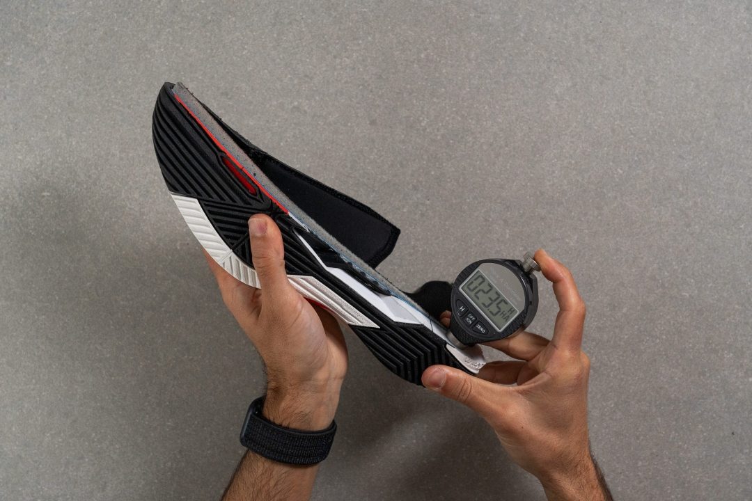 Cut in half: Wilson Rush Pro 4.0 Review | RunRepeat