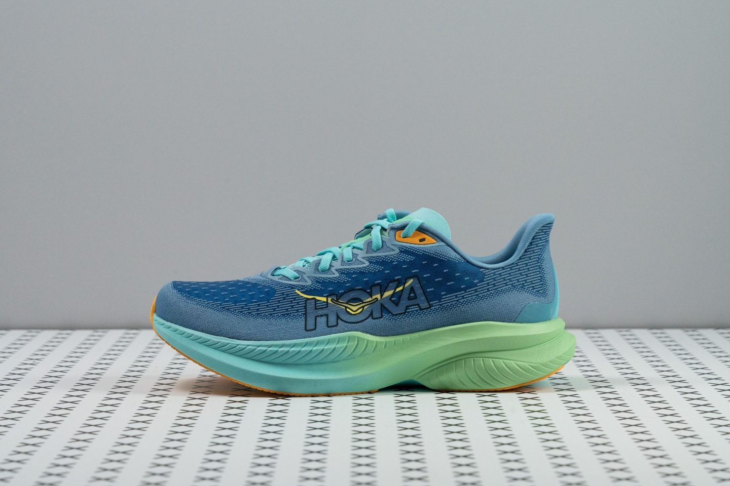 Cut in half: Hoka Mach 6 Review (2024) | RunRepeat