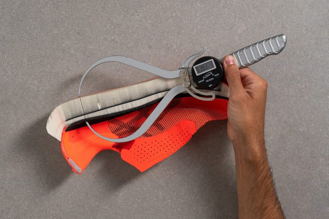 Cut in half: ASICS Metaspeed Sky Paris Review (2024) | RunRepeat