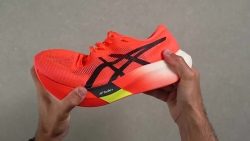 Cut in half: ASICS Metaspeed Sky Paris Review (2024) | RunRepeat