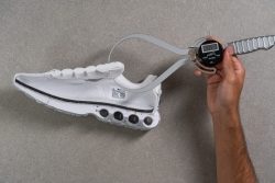 Cortadas por la mitad: Análisis y review de las Nike Air Max DN | RunRepeat