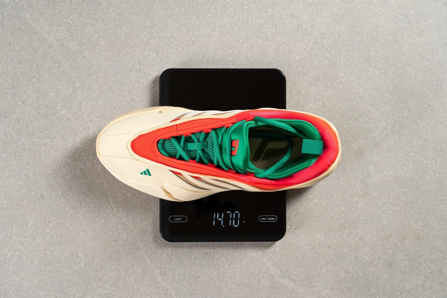 Cortadas por la mitad: Análisis y review de las Adidas Dame 9 (2025 ...