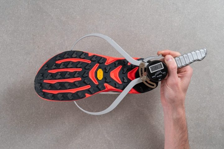 Cut in half: Altra Mont Blanc Carbon Review (2024) | RunRepeat