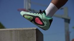 Cut in half: Jordan Tatum 2 Review | RunRepeat