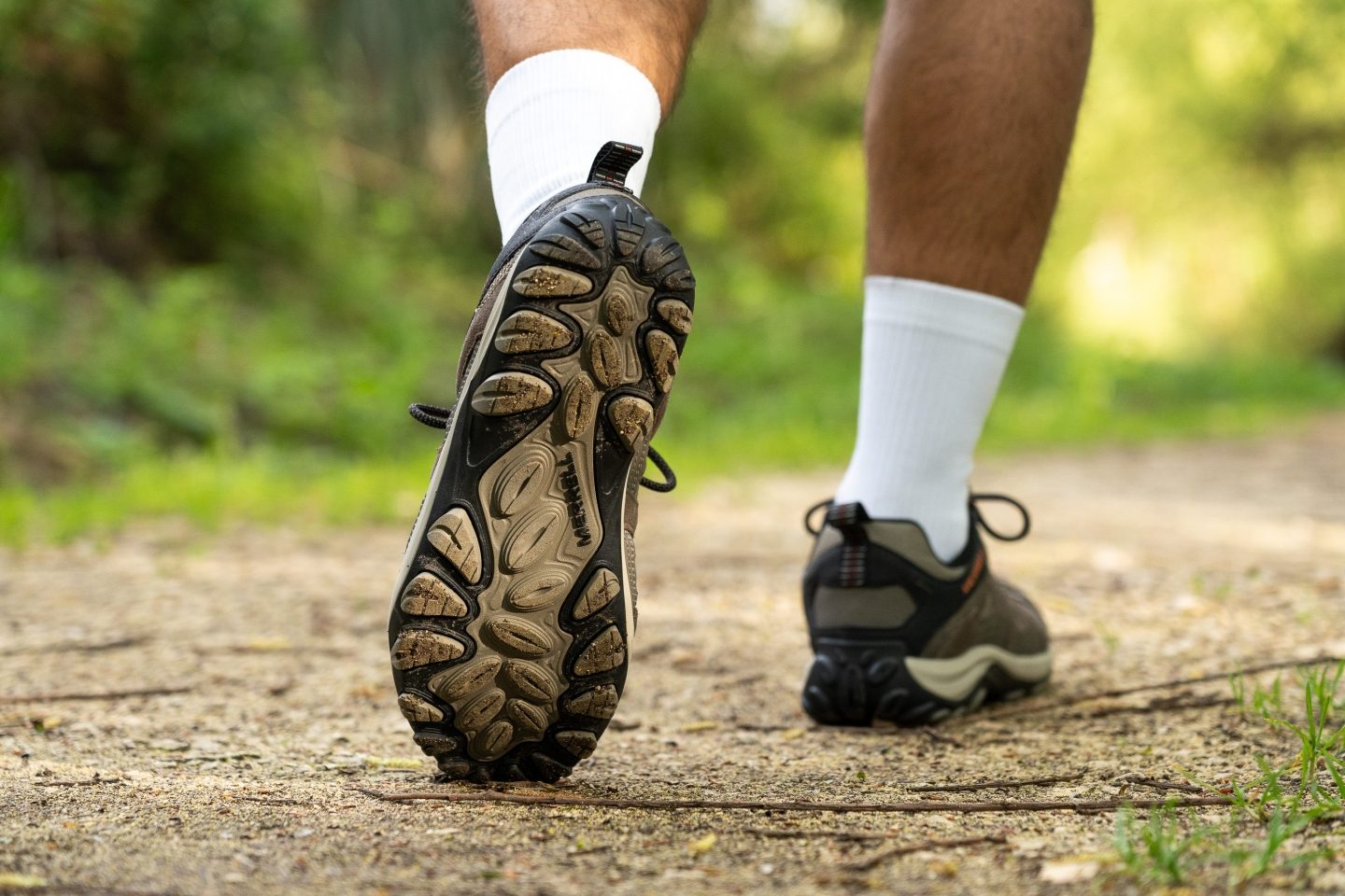 Cut in half: Merrell Alverstone 2 Review | RunRepeat