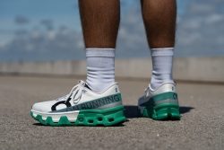 Cut in half: On Cloudmonster Hyper Review | RunRepeat