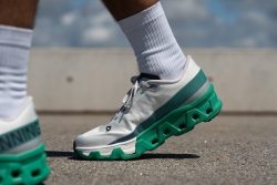 Cut in half: On Cloudmonster Hyper Review | RunRepeat