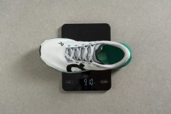 Cut in half: On Cloudmonster Hyper Review | RunRepeat