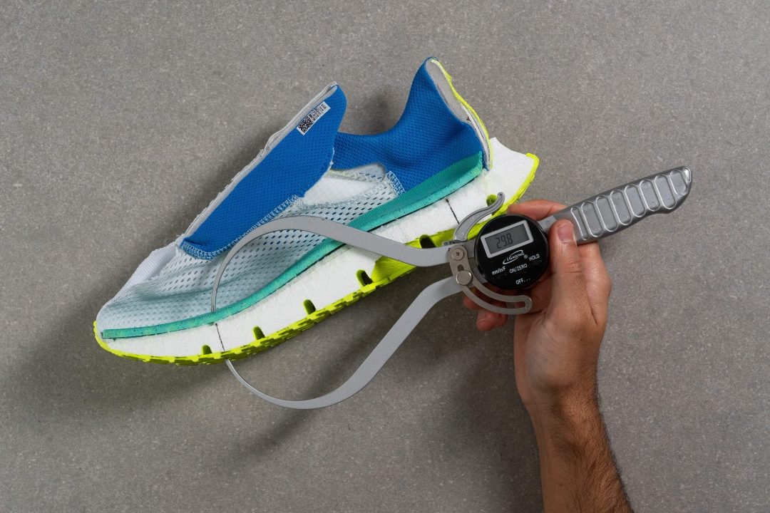 Cut in half: Reebok FloatZig 1 Review | RunRepeat