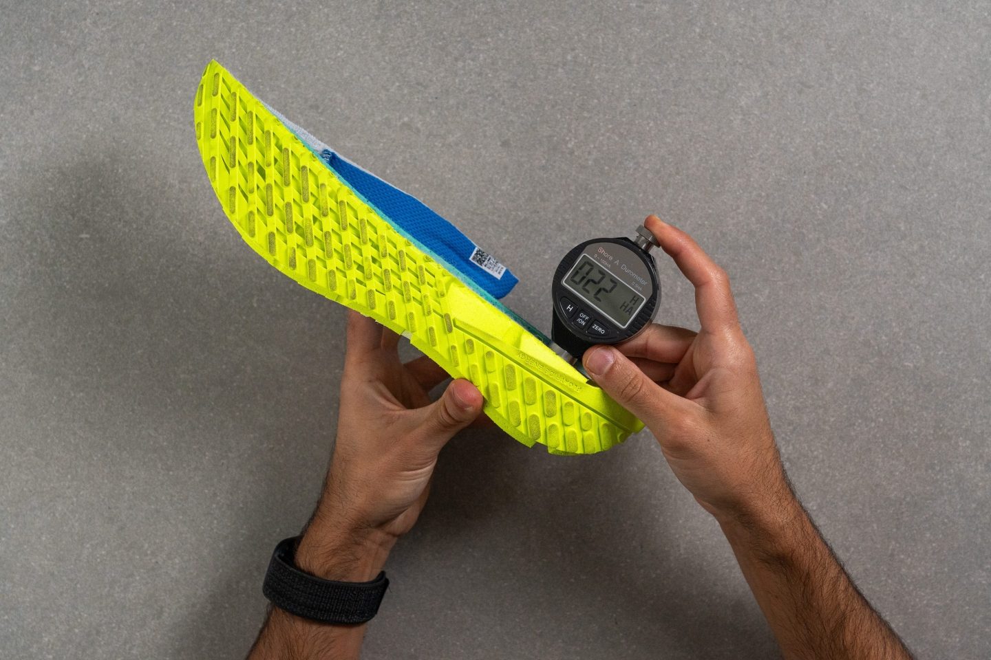 Cortadas por la mitad: Análisis y review de las Reebok FloatZig 1 (2024 ...