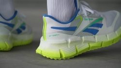 Cut in half: Reebok FloatZig 1 Review | RunRepeat