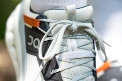 Cut in half: On Cloudhorizon Review (2024) | RunRepeat