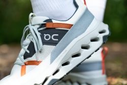 Cut in half: On Cloudhorizon Review (2024) | RunRepeat