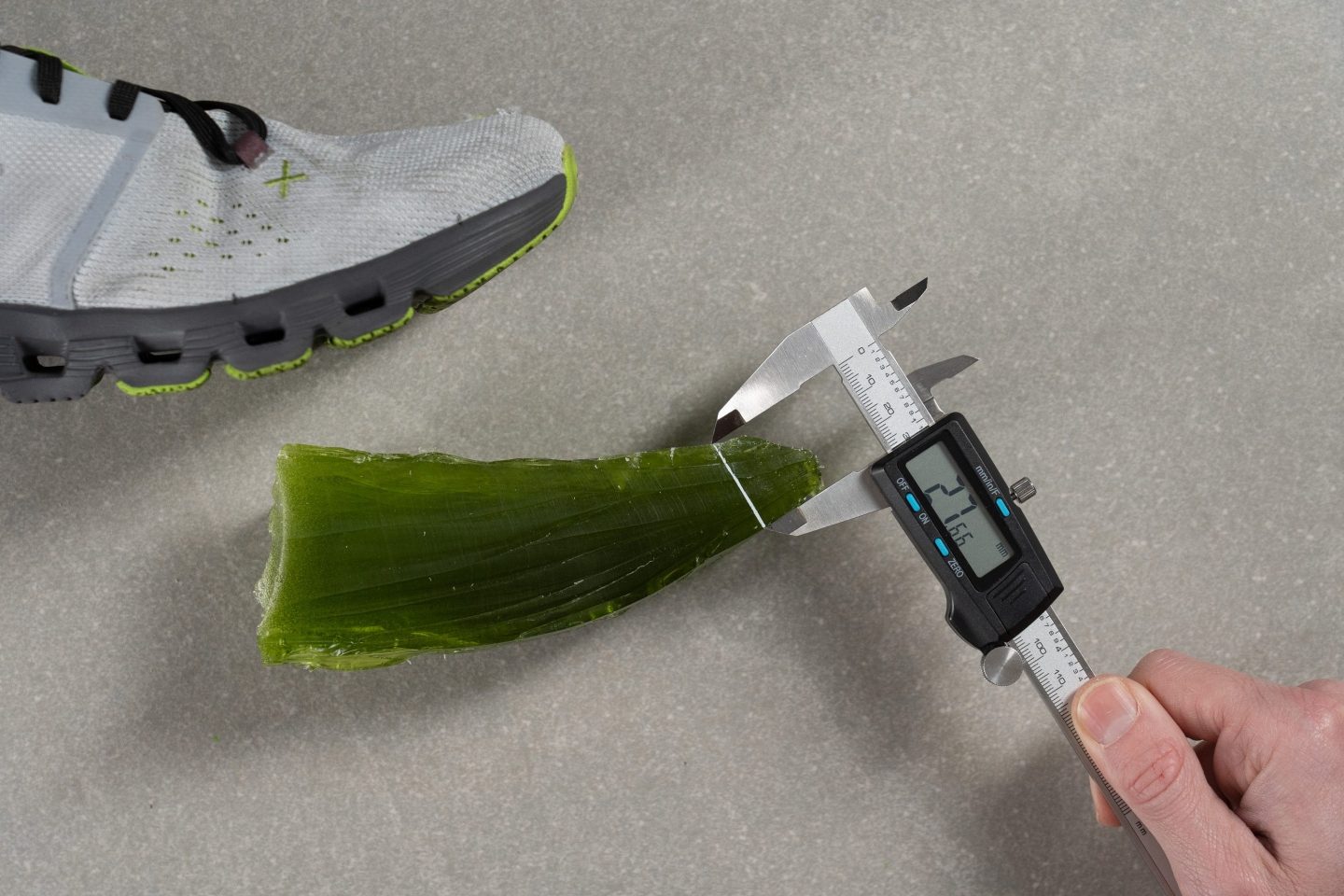 Cut in half: On Cloud X 3 AD Review | RunRepeat