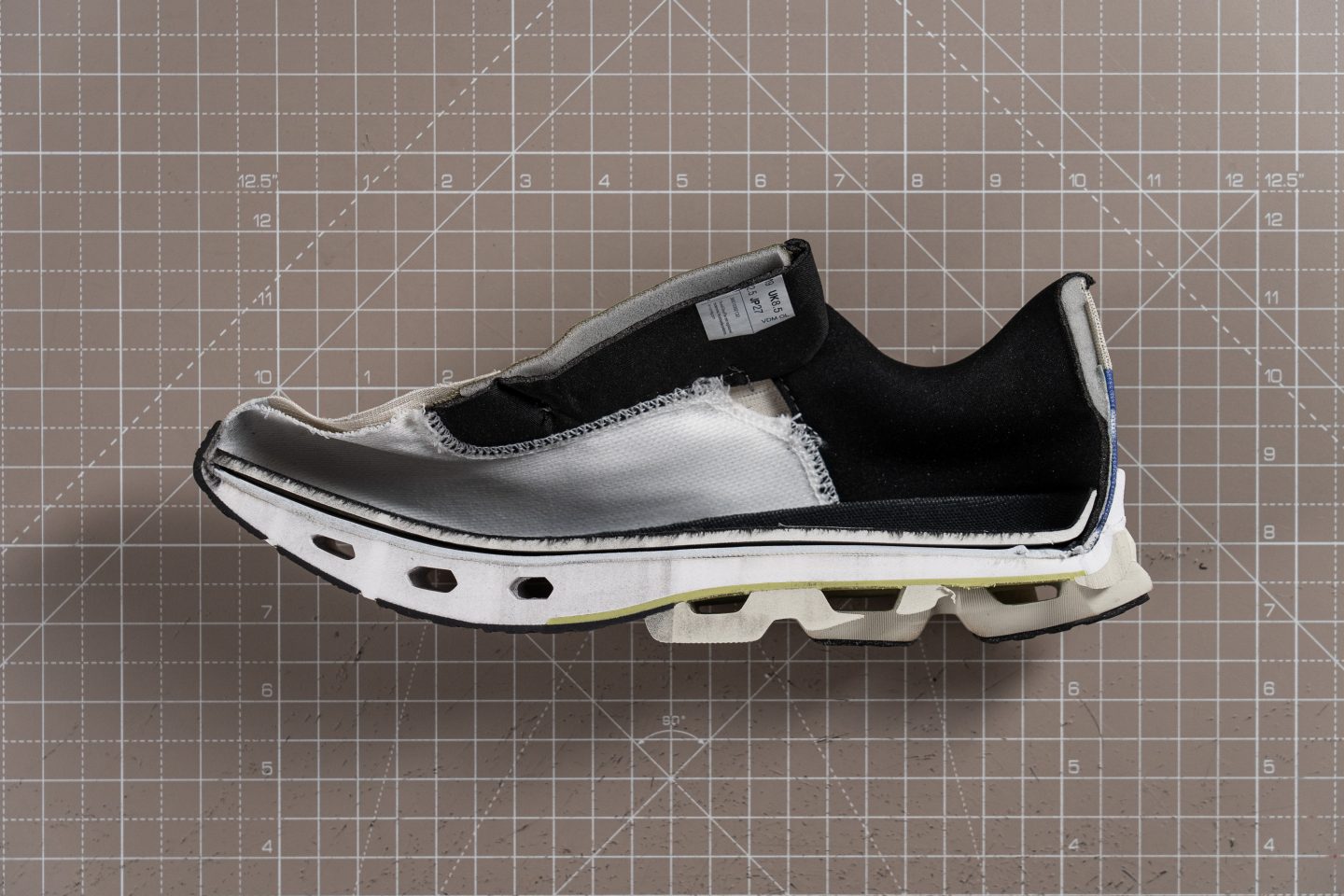 Cut in half: On Cloudspark Review (2024) | RunRepeat